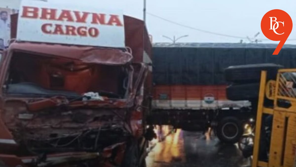 Pune-Solapur Highway Accident: Container-Truck Collision Causes 6 km ...