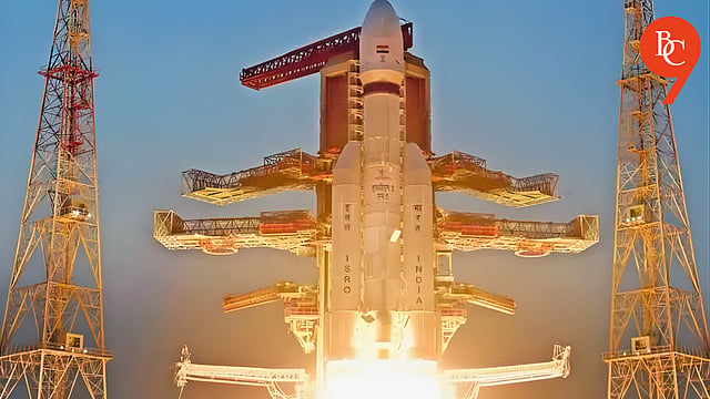 ISRO Launches Its Heaviest Satellite from India With 'Bahubali' Rocket ...