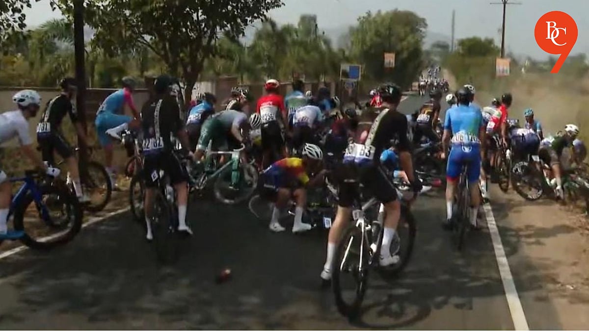 Cyclists Collide During Pune Grand Cycle Tour Due to Narrow Road ...