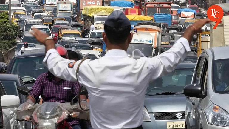 Bakri Eid 2026: Traffic Diversions Announced Near Golibar Maidan in ...