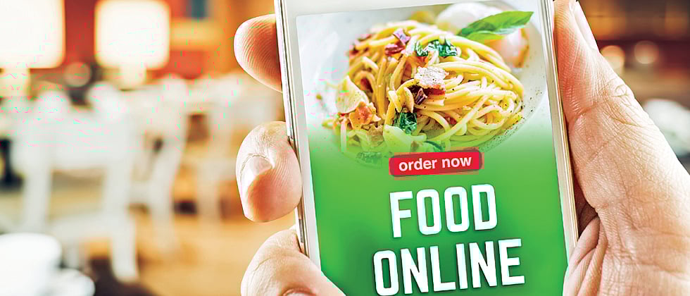 Now get food delivered before you board