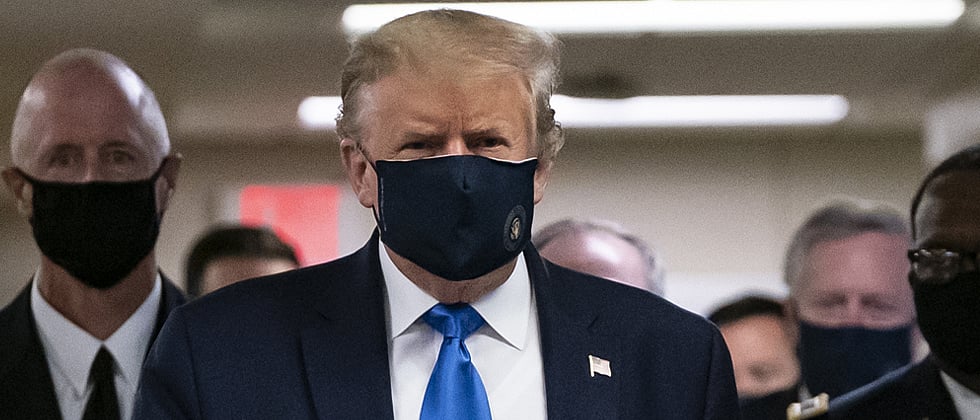Trump wears a mask publically for the first time during hospital visit