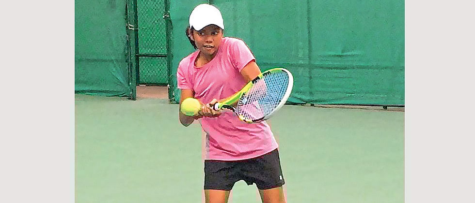 Sanika enters qualifying round 3