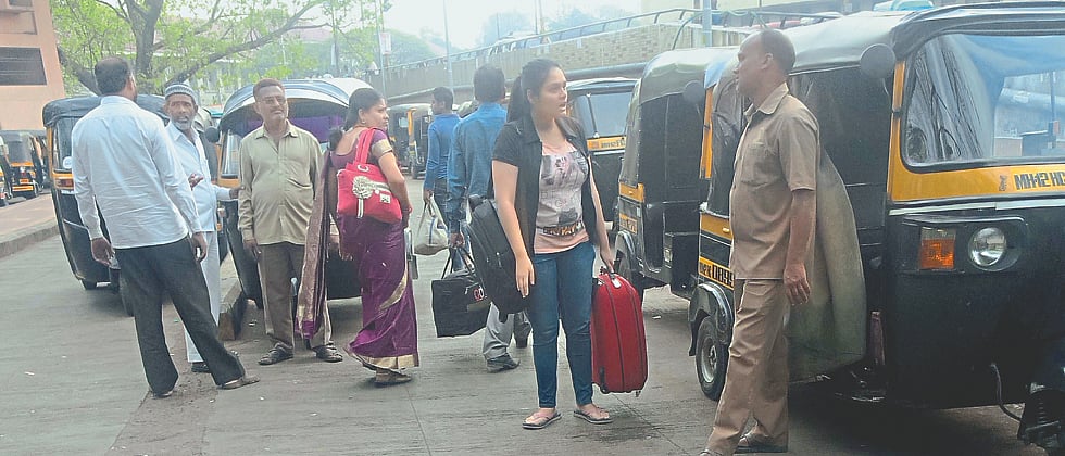 Negotiating auto fare is a tough task