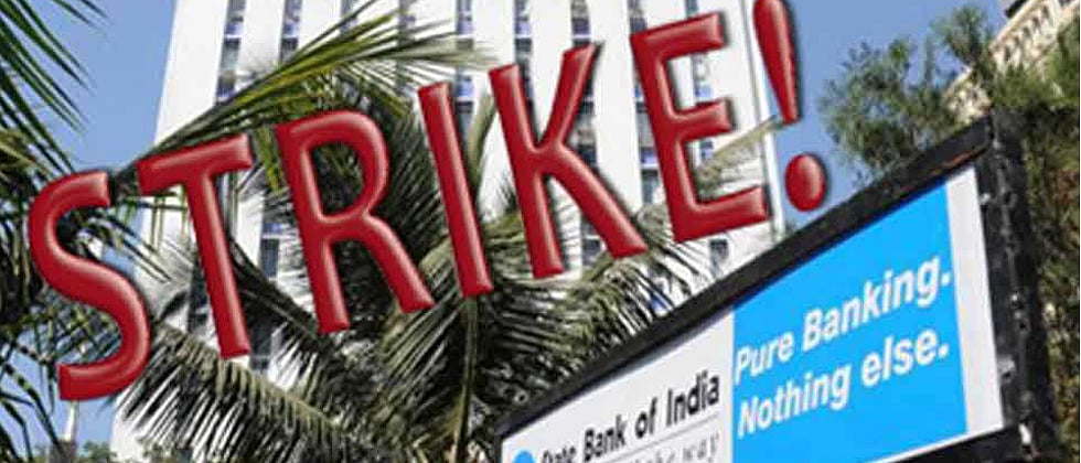 Banking strike: Commercial operations in Maharashtra paralysed