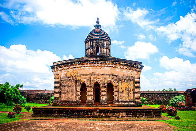Bishnupur: Terracotta Temples, Music, and Natural Beauty in West Bengal