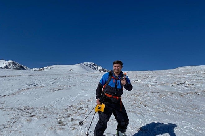 Bo Parfet Takes Leadocracy Pledge, Government Leadership Challenge