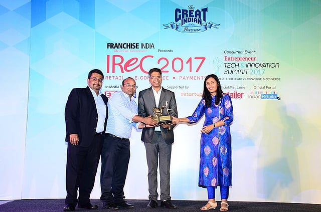 V-Bazaar One of the Largest Family Fashion Retail Store Chain Bags ...