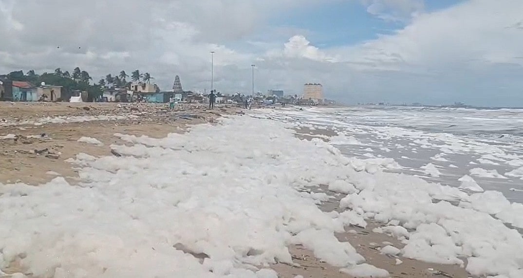 Toxic Foam on Chennai Coast Puts Fishermen's Livelihoods at Risk