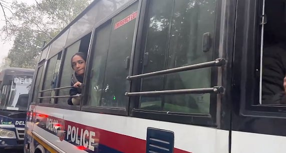 Delhi Police Detains Dr. Ritu Singh, Sparking Campus Controversy and ...