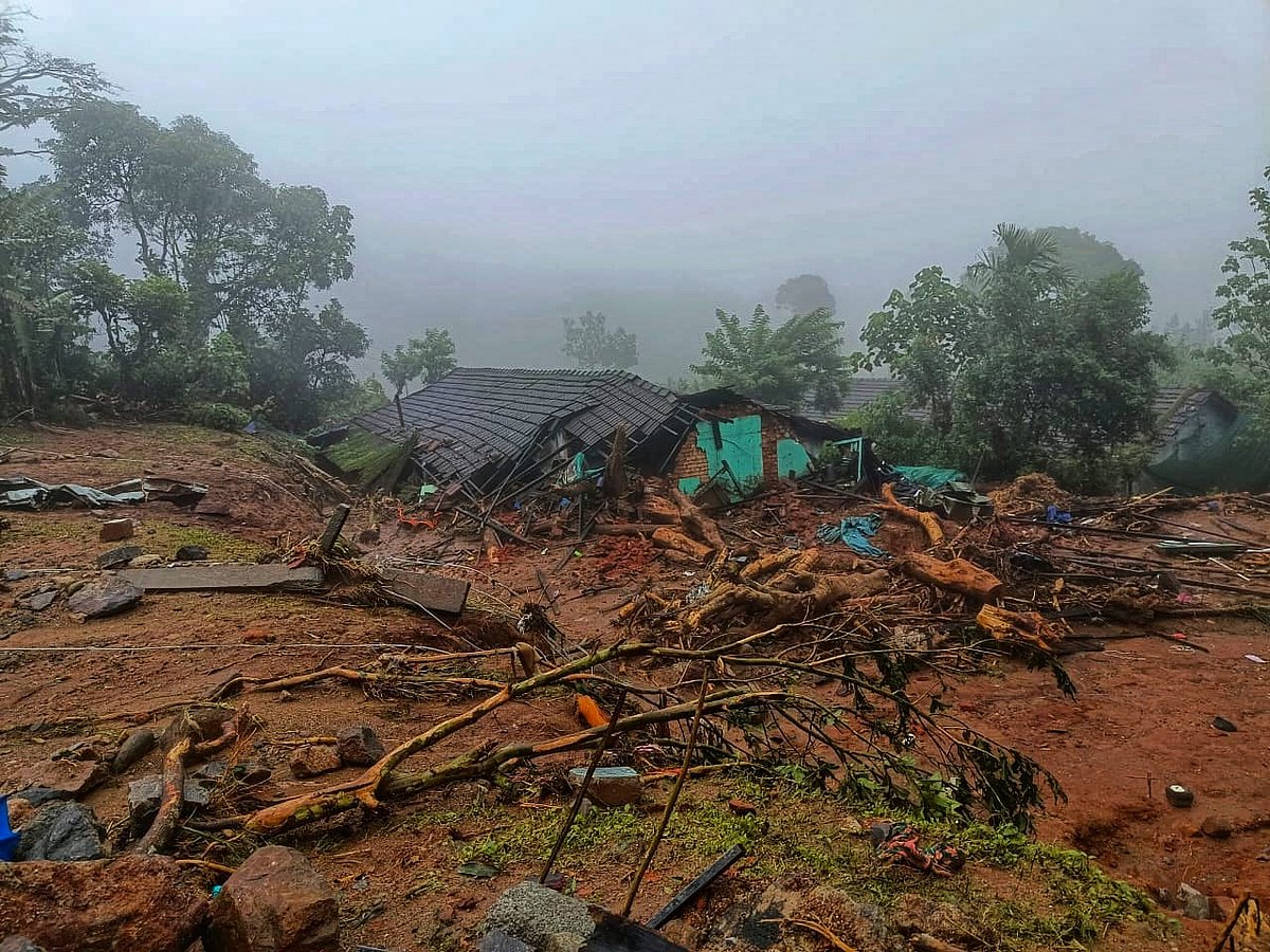 Wayanad landslides: Within 7 days CMDRF receives Rs 53.98 crore towards ...