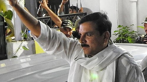 SC grants bail to Aam Aadmi Party leader Sanjay Singh in Delhi liquor ...