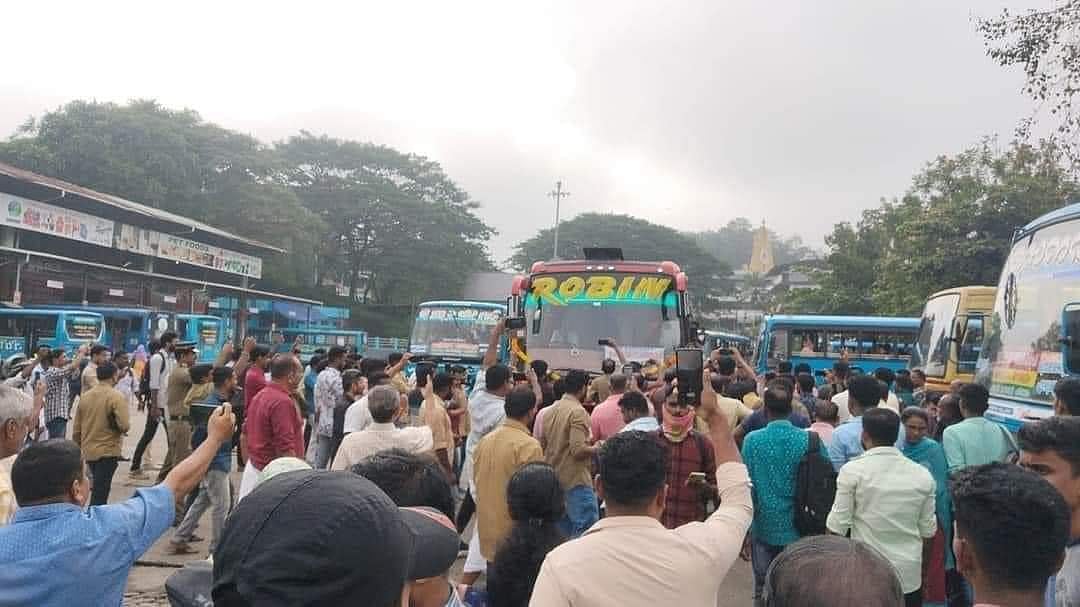 After several penalties by Kerala, Robin Bus now in custody of Tamil ...