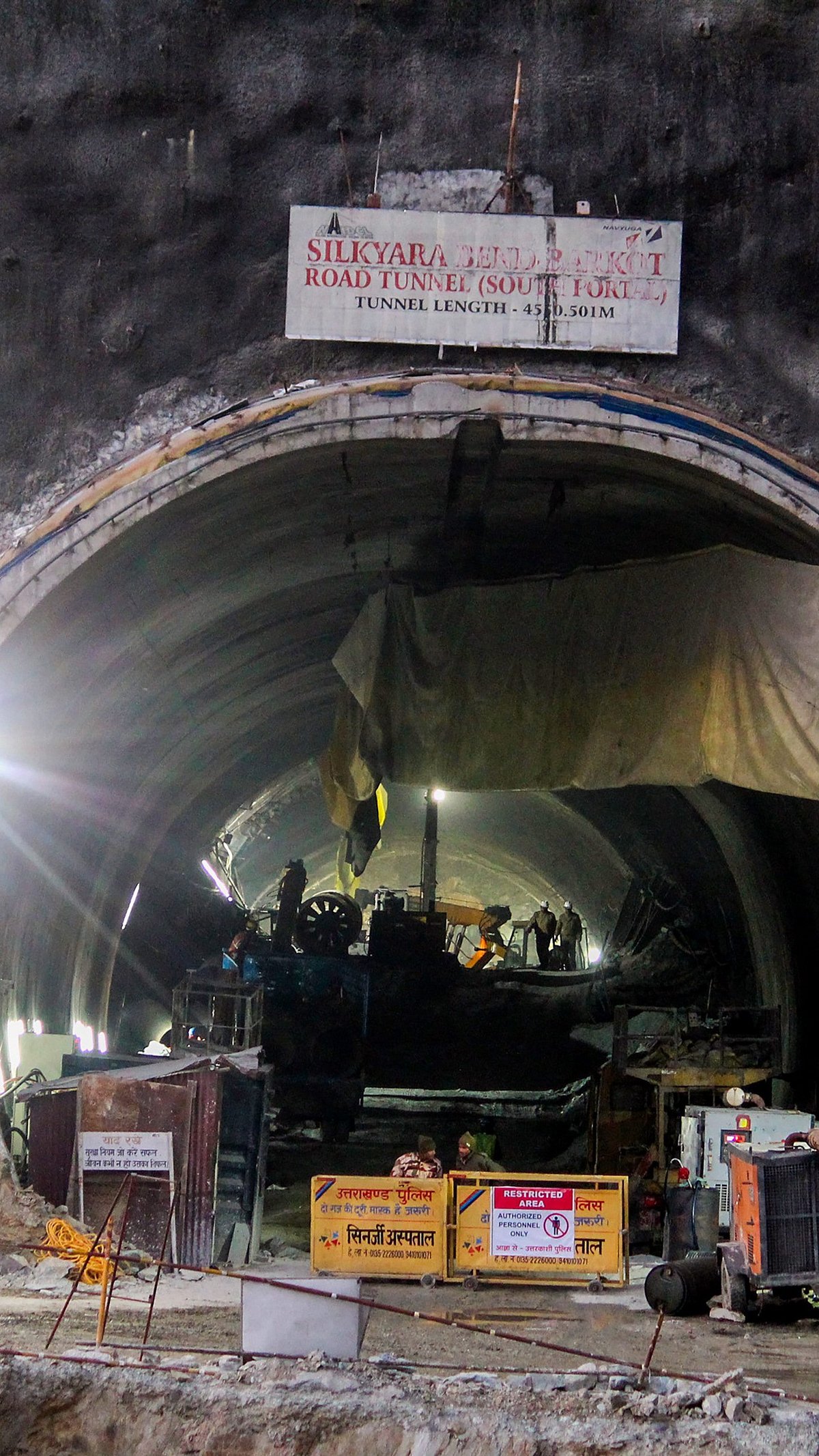 Uttarakhand Tunnel Collapse: Exclusive First Images of Trapped Workers ...