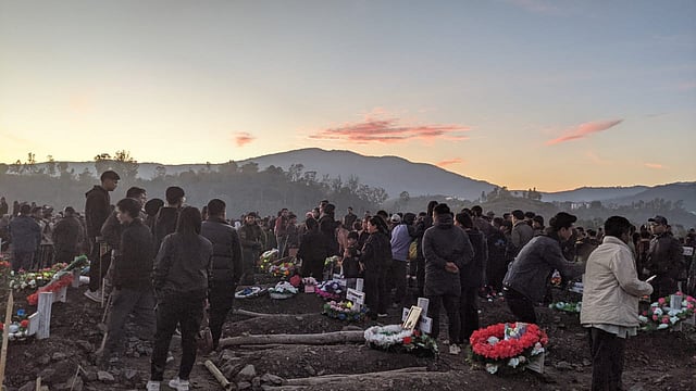 Tree planks and bones: Manipur families burn and bury remains of kin ...