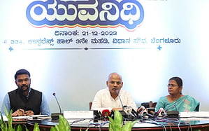 Karnataka govt to implement fifth guarantee, enrolment to Yuva Nidhi ...