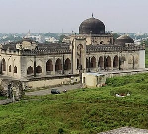 Karnataka High Court Orders Removal of Bahmani Sultans' Fort ...