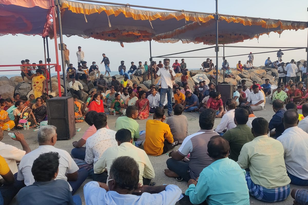 Ennore Ammonia Leak Protest: Residents want CIL held accountable