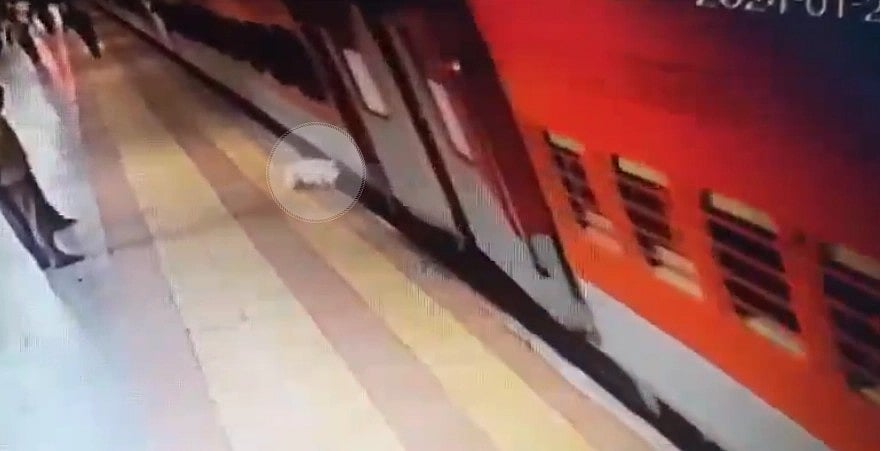 Passenger Narrowly Escapes Train Mishap in Telangana | Dramatic Rescue ...