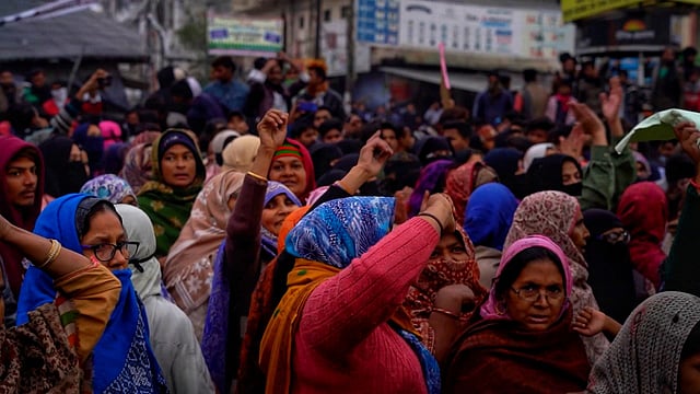 Documentary Exposing Police Brutalities in AMU Anti-CAA Protests: In A ...