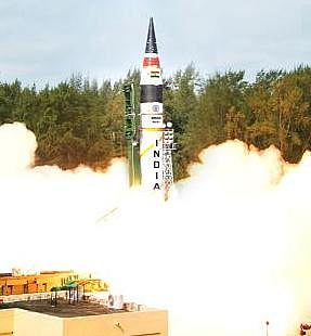 ‘Proud of DRDO’: PM Modi congratulates scientists on MIRV-equipped Agni ...