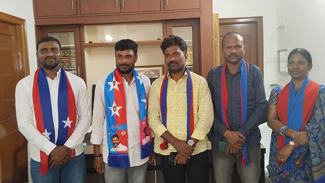 PhD scholar Padmaja who alleged discrimination by OU to contest from ...