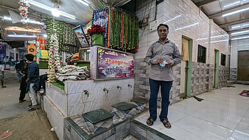 A 700-yr-old Dargah and a tradition of gender diverse inclusivity that ...