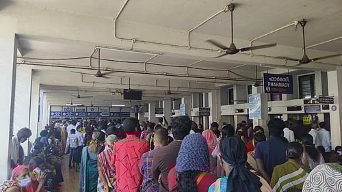 Kerala: Patients struggle with long queues, shared beds at Palakkad ...