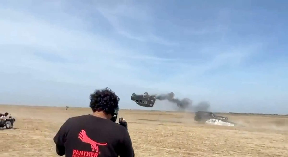Stunt artist dies in car crash on sets of Pa Ranjith’s Vettuvam