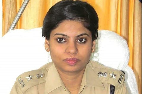 IPS Vartika Katiyar challenges transfer after Ballari violence, CAT ...