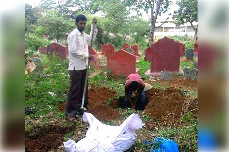'Body Miyan': Meet Mysuru's Ayub who has laid to rest the unclaimed ...