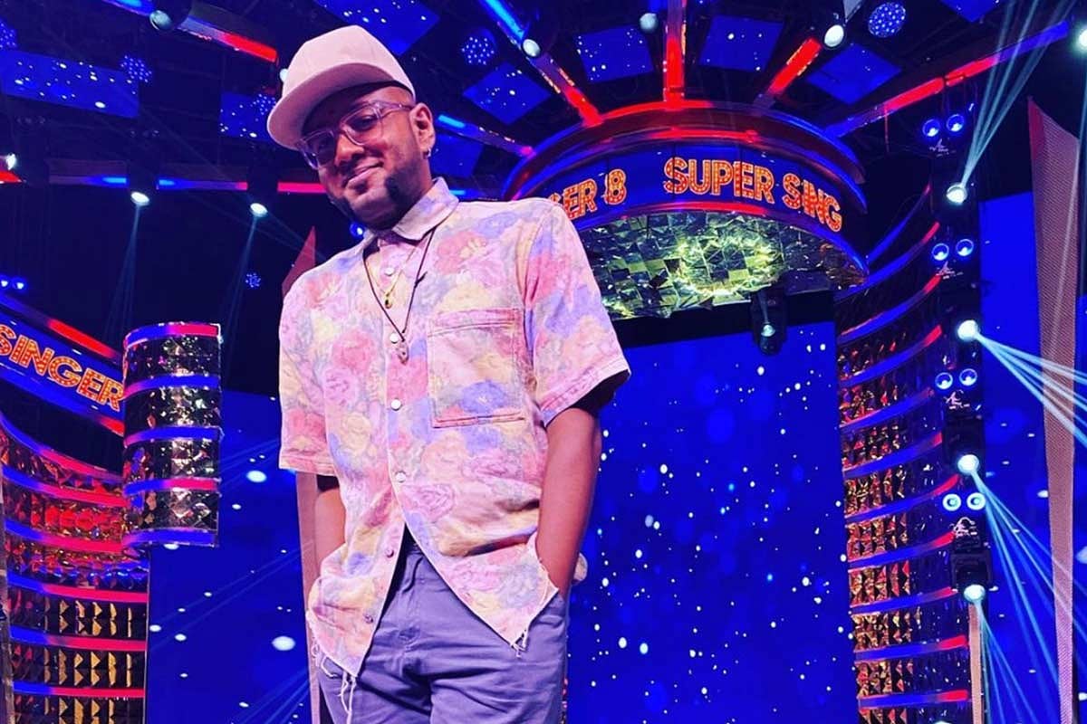 Airlines have zero concern for musicians’ instruments, says singer ...