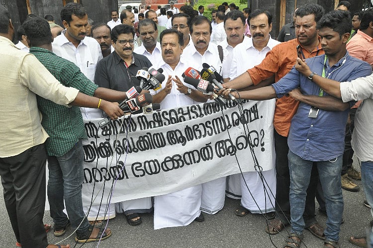 Kerala Assembly witnesses stormy scenes as Oppn demands CBI probe into ...