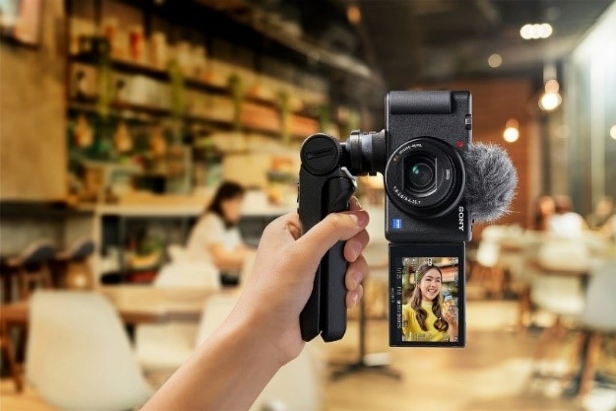 Sony launches pocket-sized digital camera in India with side-opening ...