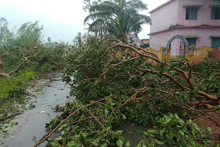 Cyclone Titli: Central team visits Srikakulam district in Andhra to ...