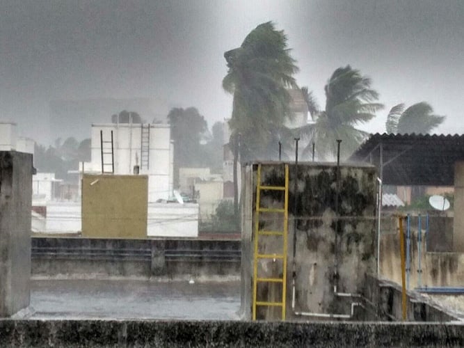 Cyclone Vardah impact: 9,400 persons in Nellore moved to relief camps