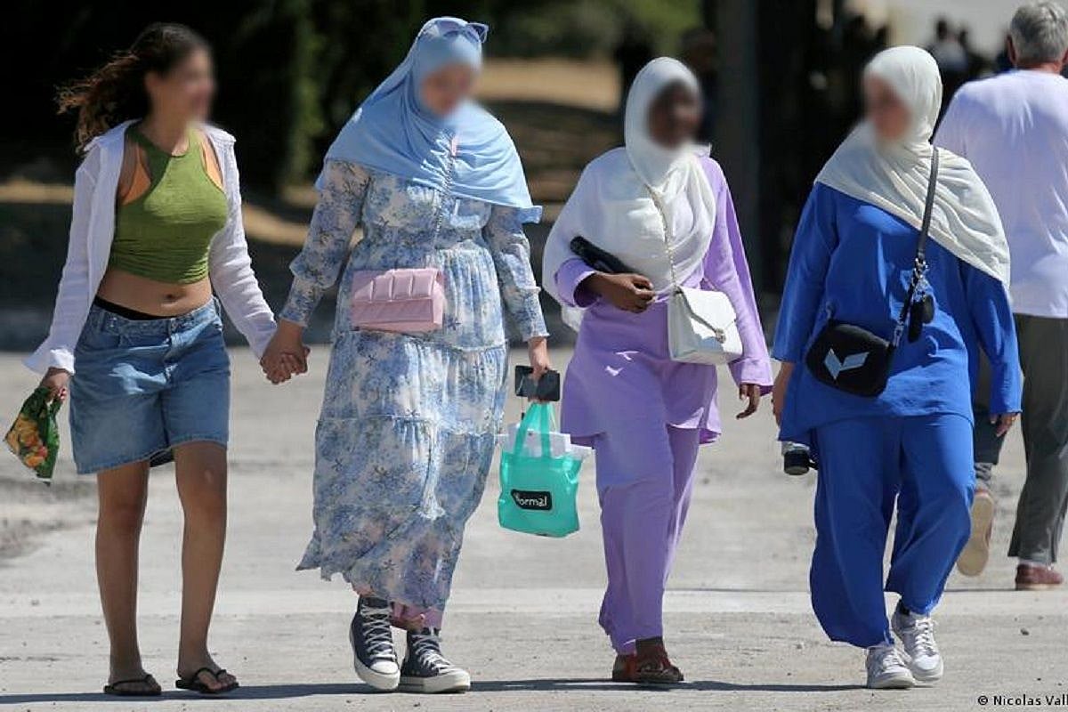 France to ban Muslim abaya dress in schools: Education Minister