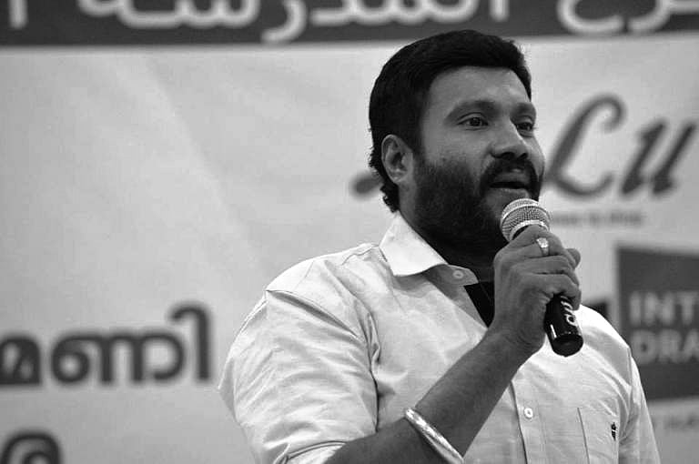 Kalabhavan Mani, the singer who brought 'naadanpattukal' to our living ...