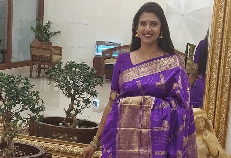 'Not entering politics’: Actor Kasthuri says she took political stage ...