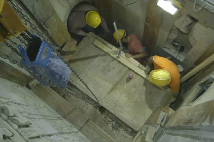 Jesus Christ's burial shelf in Jerusalem uncovered for the first time ...