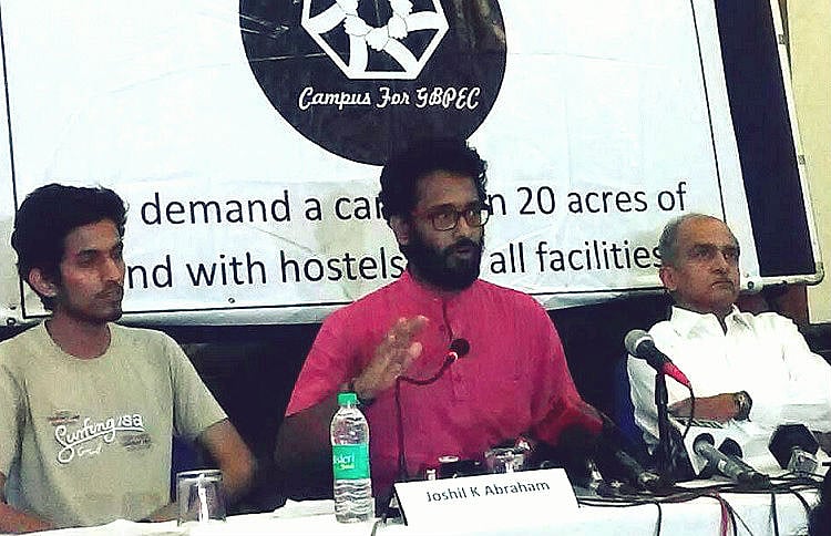 This Delhi professor from Kerala has been on hunger strike for 24 days ...