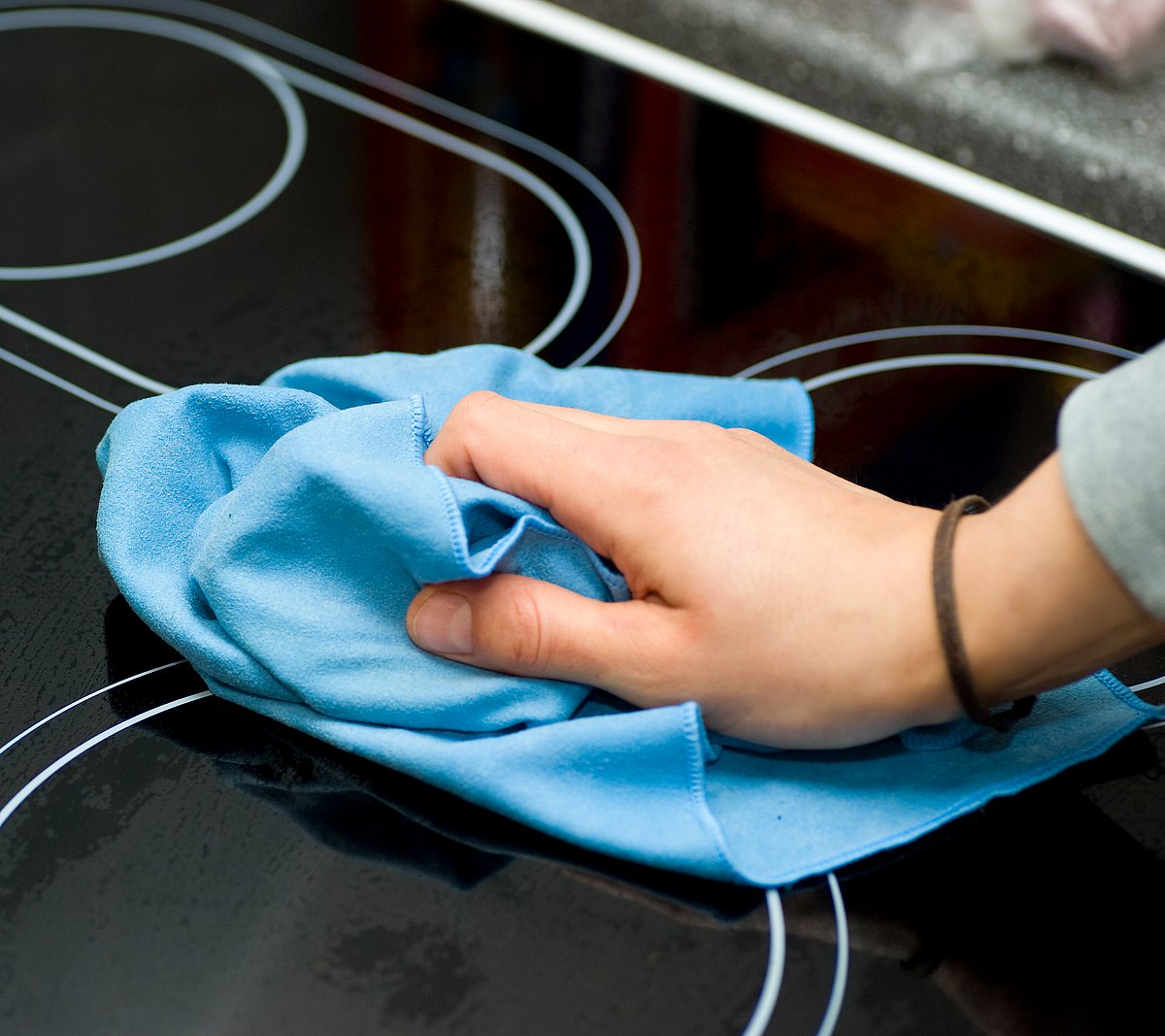 Kitchen Towels Top Source of Contaminants: Study