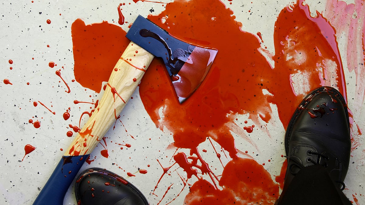 100-Year-Old Man Kills Wife With Axe, Then Himself With Knife