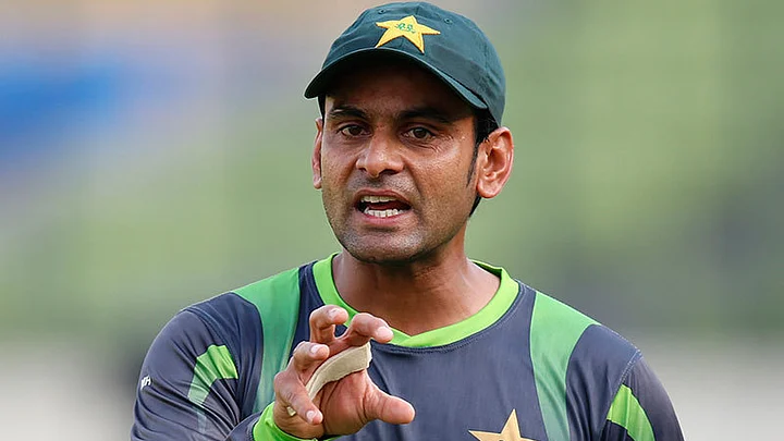 Pakistan’s Hafeez Takes a Dig at Tainted Sharjeel’s Comeback