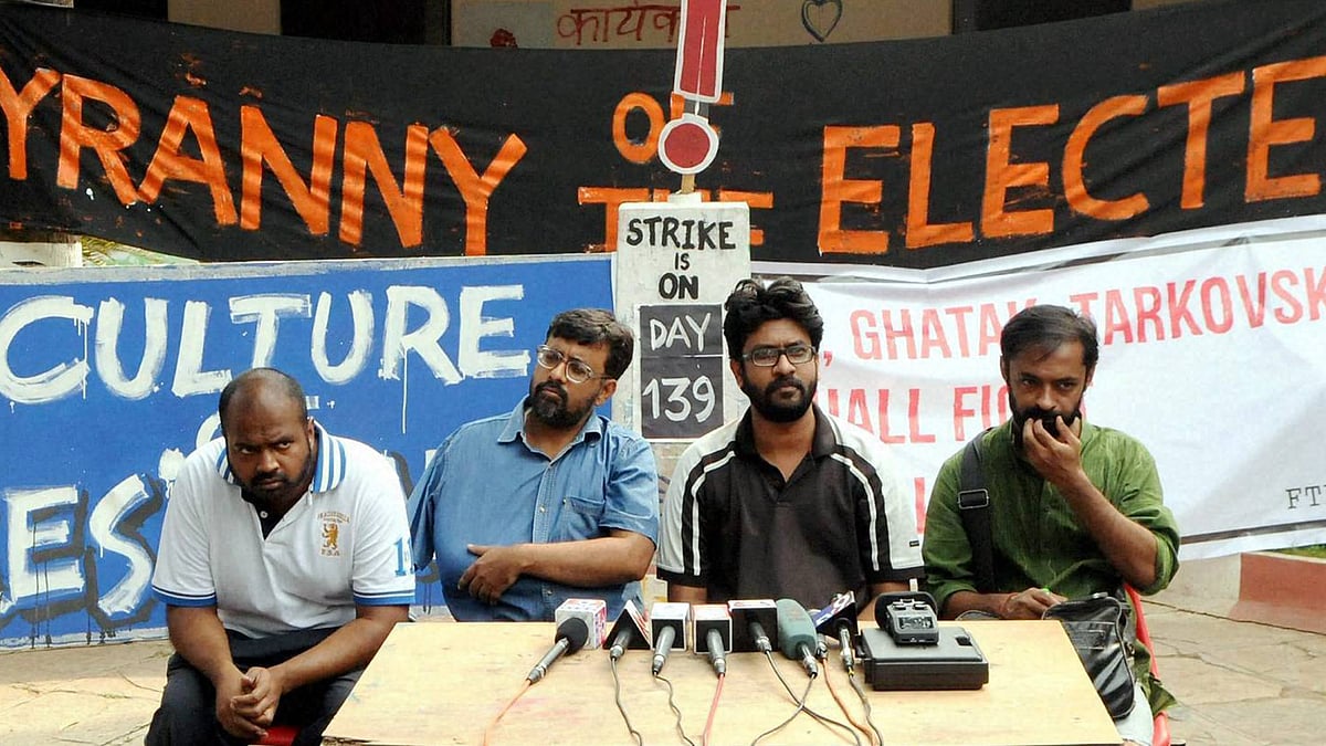 FTII Students Call Off Strike But Will Continue Protests