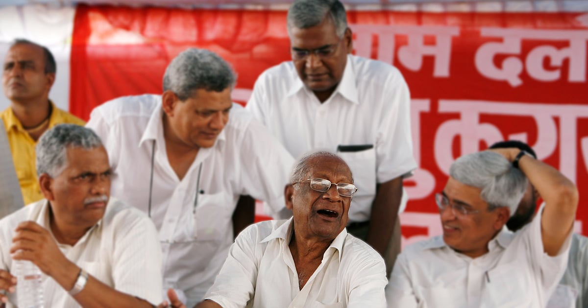 Communist Leader AB Bardhan Passes Away After Month-long Battle