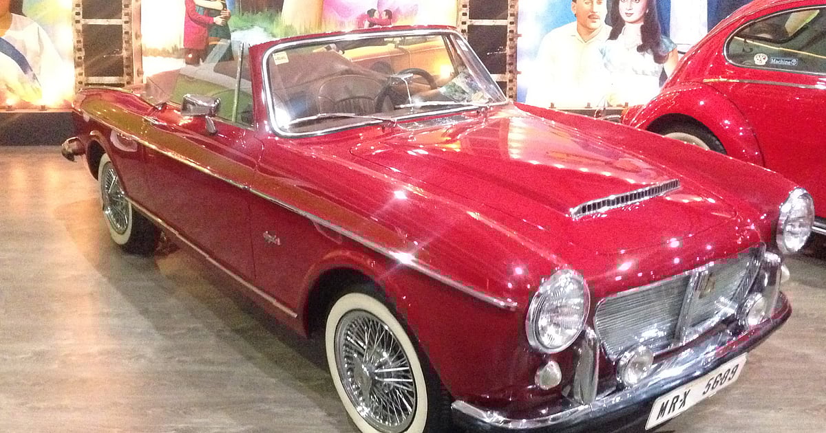 Vintage Cars From Hindi Films Give Auto Expo a Bollywood Touch