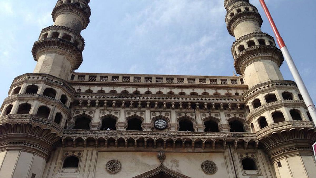 Do You Know of This ‘Timekeeper’ of Charminar?