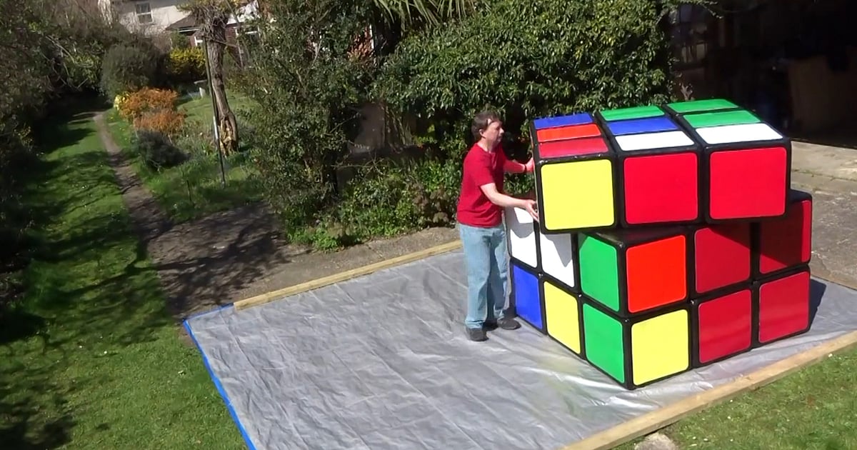 Man Solves World’s Largest Rubik’s Cube