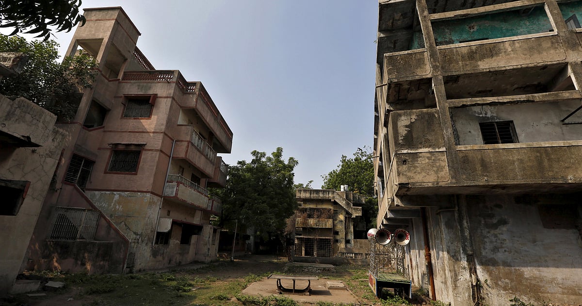 InfographiQ: All You Need to Know About Gulbarg Society Massacre